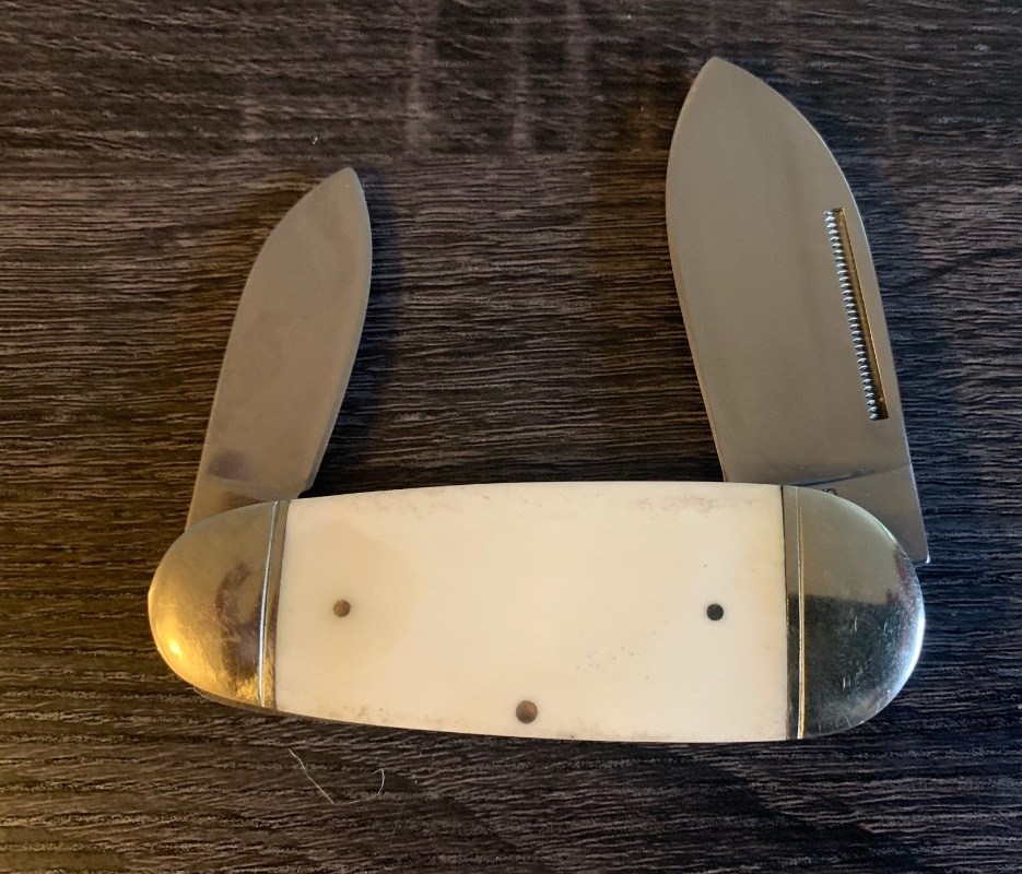 Rough Rider Bone Elephant Toe pocket knife