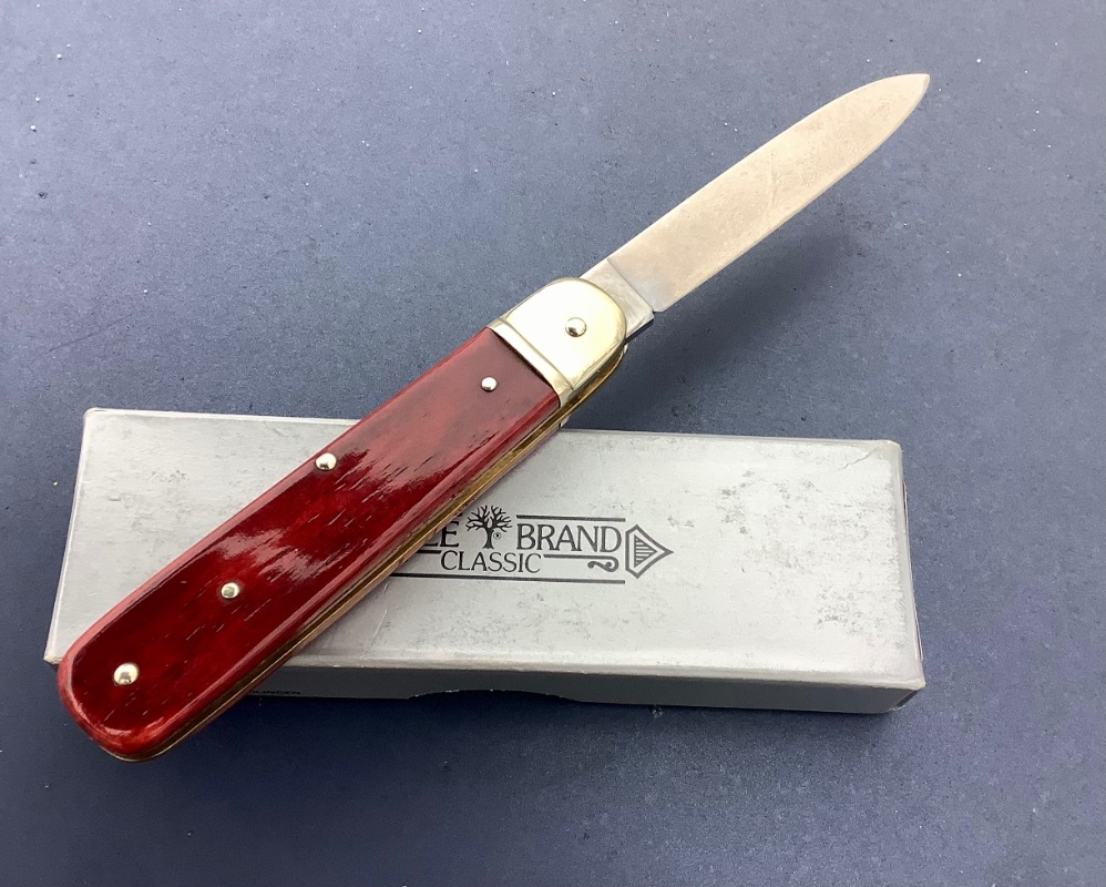 Vintage German Boker 712 Leverlock Knife Red Bone