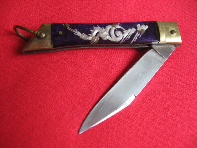 Vintage Japan Mexico PURPLE DRAGON Leverlock Switchblade Knife