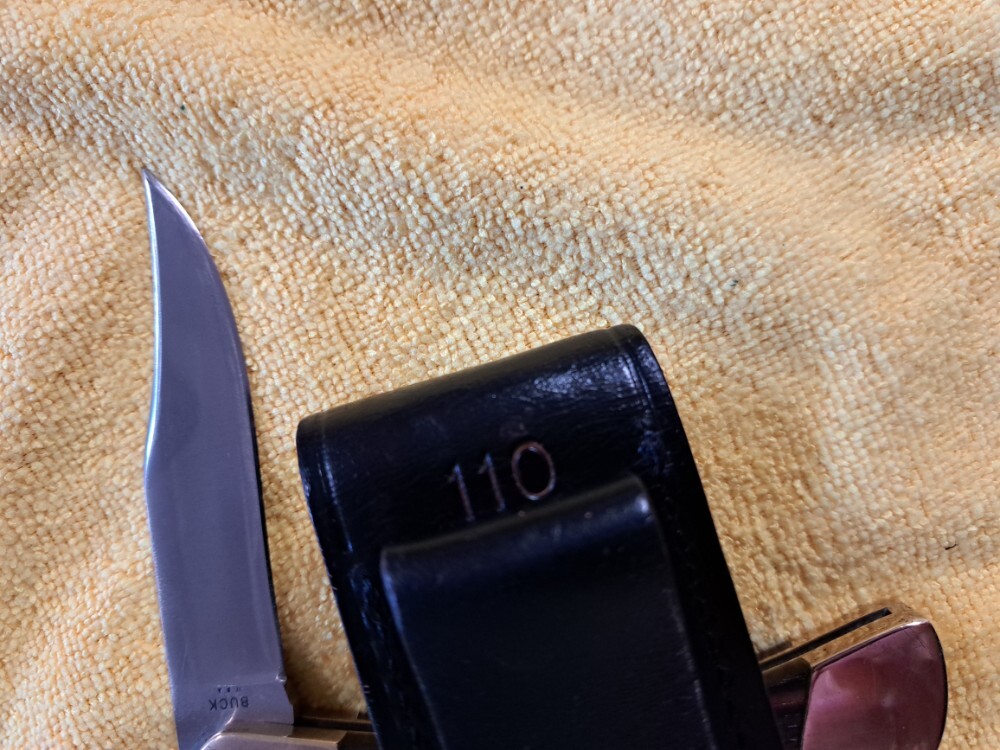 RARE Vintage Buck 110 Knife, 2 pin, 2 line, RIGHT HAND TANG STAMP