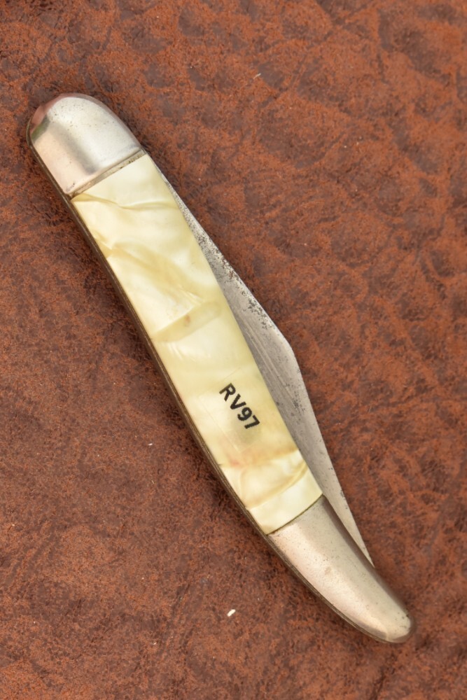 VINTAGE HAMMER BRAND USA CRACKED ICE SWITCH BLADE BUTTON KNIFE (RV97)