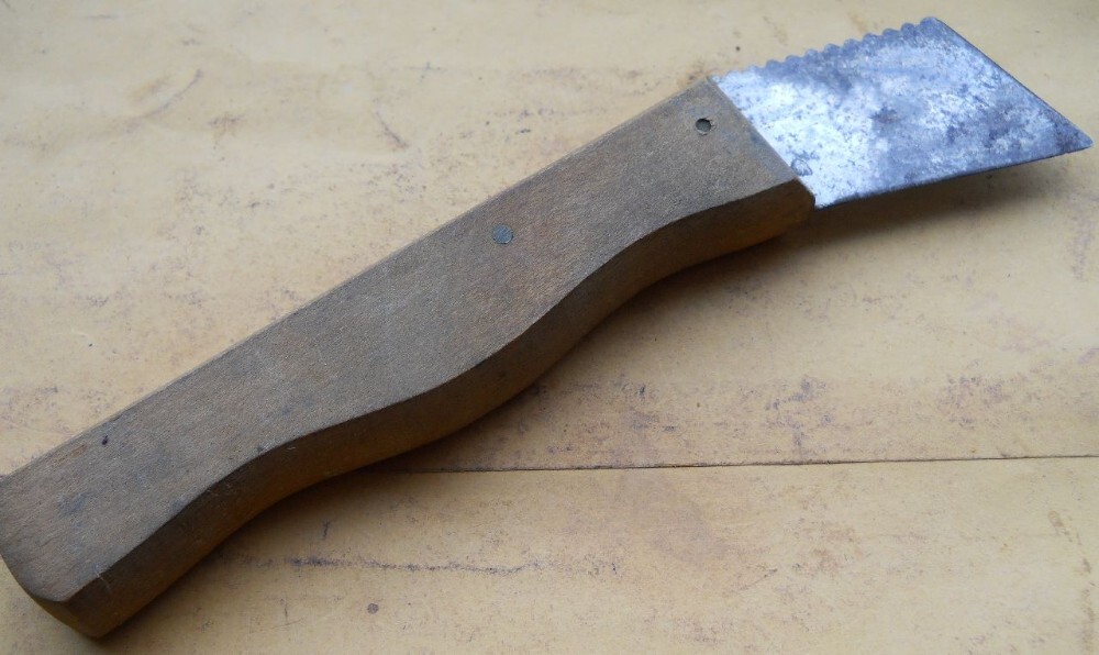Old Kinfolks USA Fish Scaling Gutting Tool