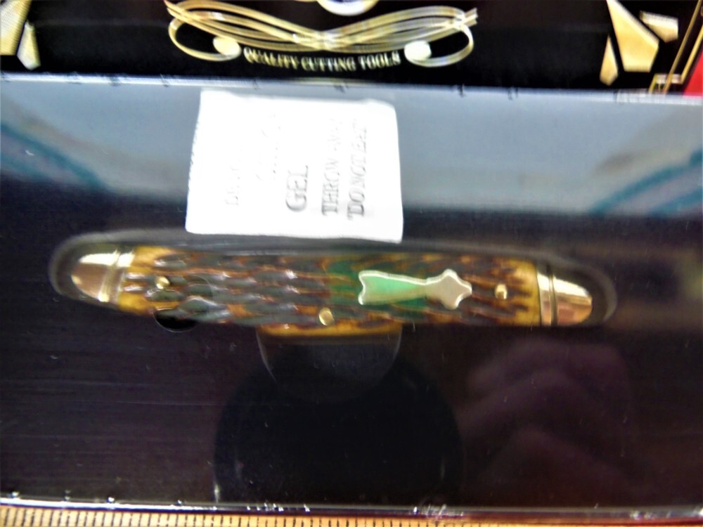 SCHRADE WALDEN 2011 65th ANNIVERSARY UNOPENED IN DISPLAY