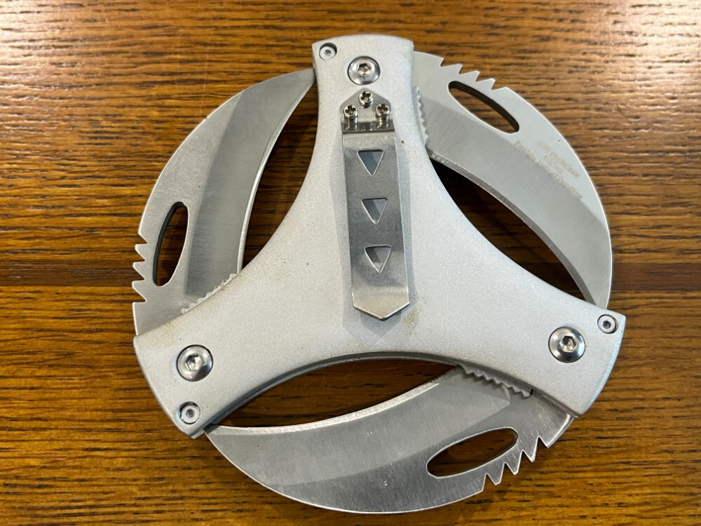 Master Cutlery Cyclone 3-Blade Frame Lock Folding Ninja Throwing Knife