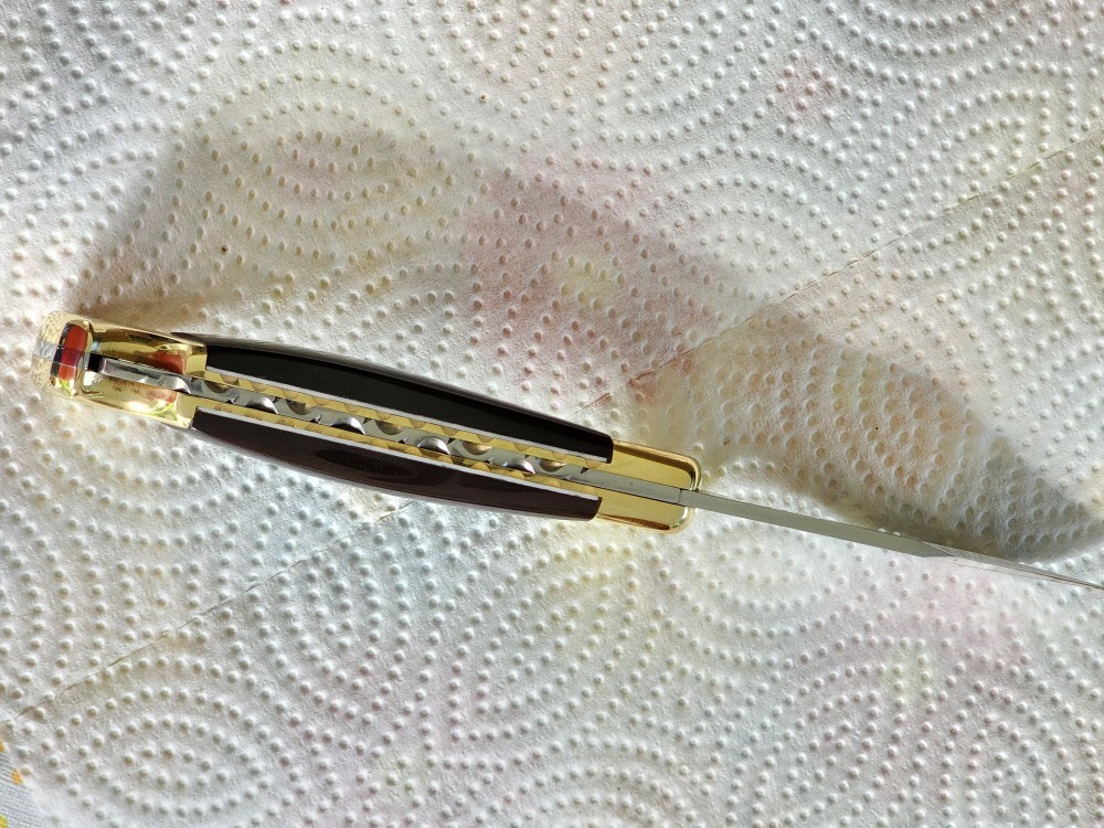 Buck 110 custom +Buffalo scales