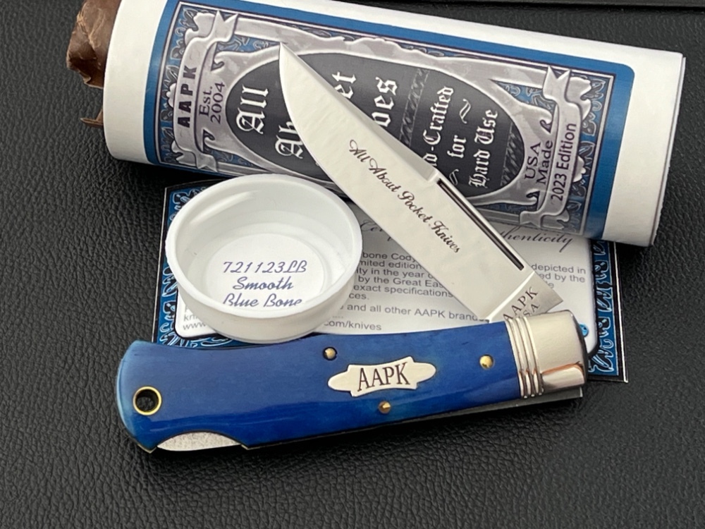Great Eastern Cutlery 72 Cody Scout Lockback in Smooth Blue bone 1 of ...