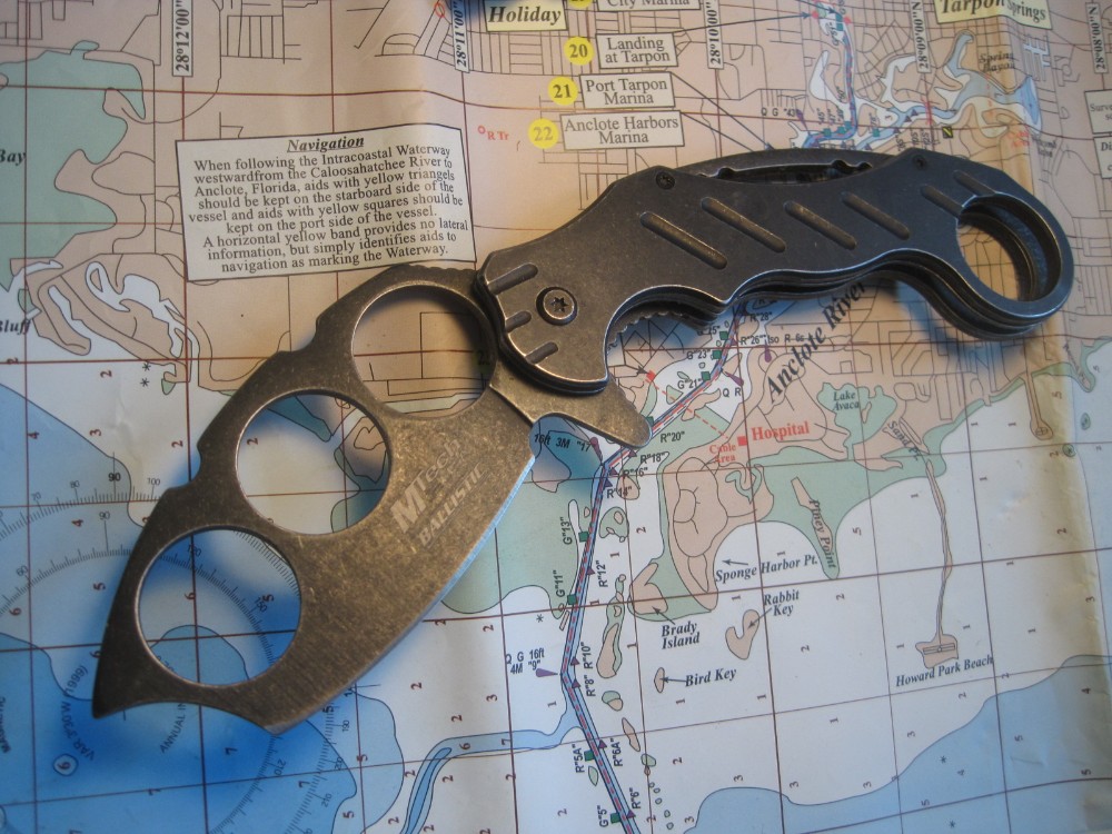 MTECH Assisted Open Knuckles Knife