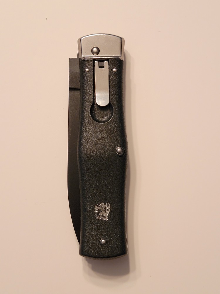 Mikov predator 241 Black auto knife