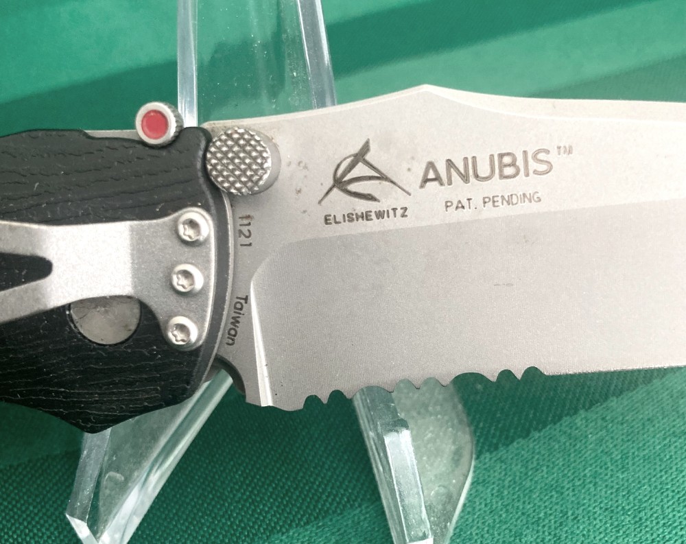 CRKT Anubis Auto