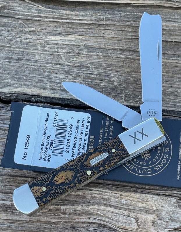 CASE XX ** SFO 2024 ANTIQUE BONE SNAKE SKIN RAZOR