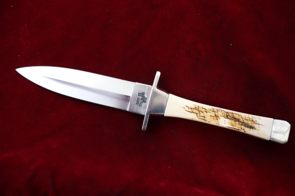 Case XX P62-4 1/2SS Boot Hunter Mammoth Ivory Handle USA Fixed Blade ...