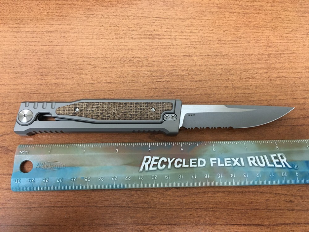 Reate Exoskeleton Gravity Knife
