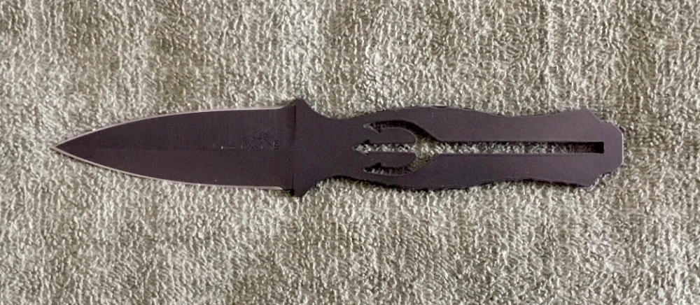 Half Face Blades Trident Dagger New