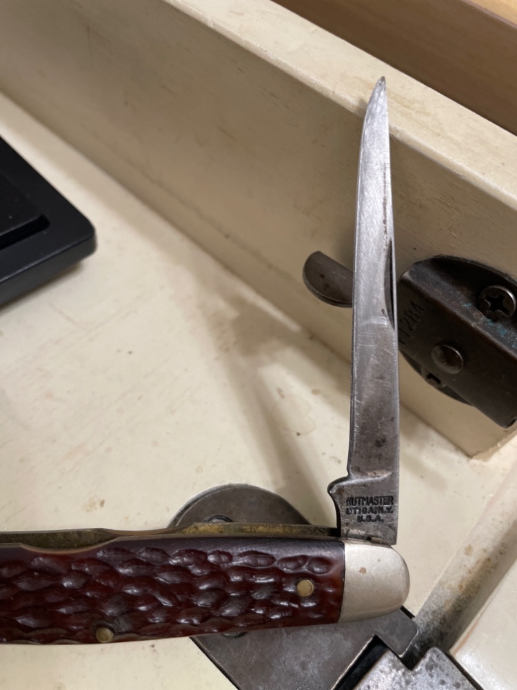 Utica kutmaster muskrat edc