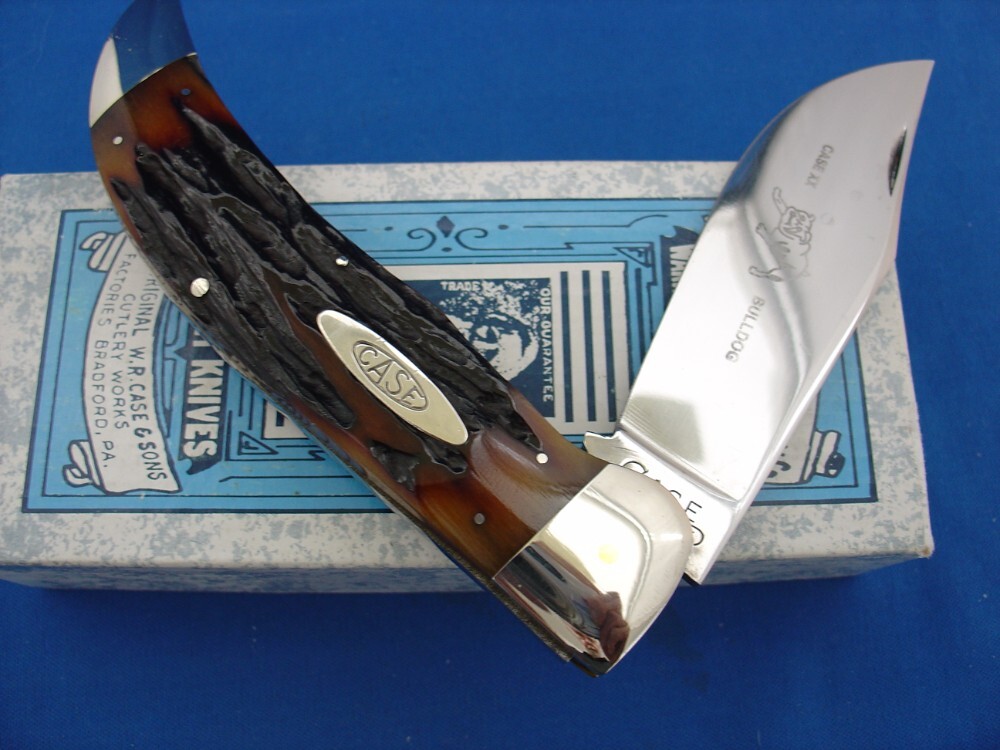 Case Classic 072 Case XX Classic Clasp Knife Red Bone Stag with Bulldog ...