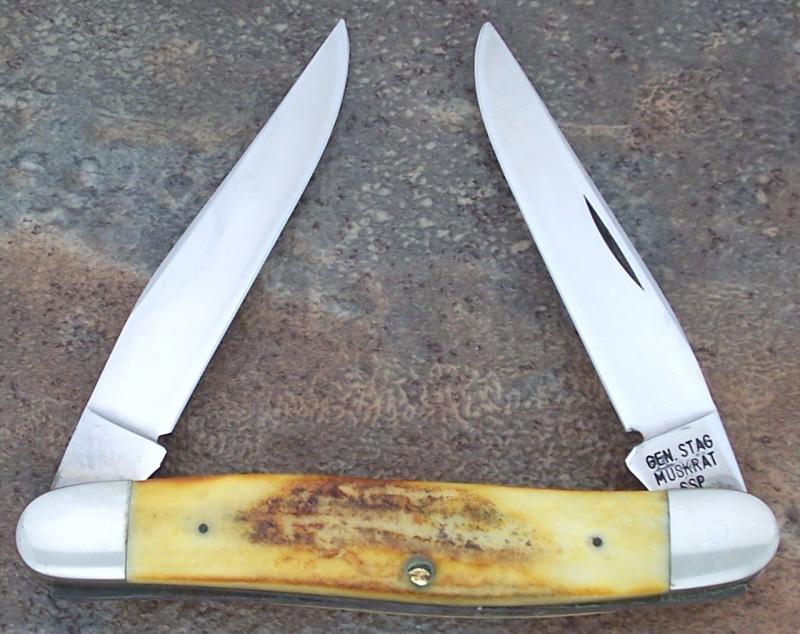 CASE XX FAT STAG 1978 RED SCROLL SET MUSKRAT KNIFE
