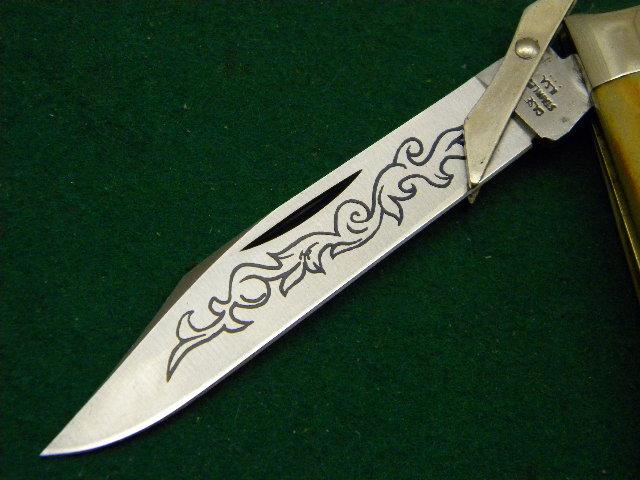 Case XX Stainless USA 3 Dot (1977) Stag 5111 1/2 Blue Scroll Knife - Mint