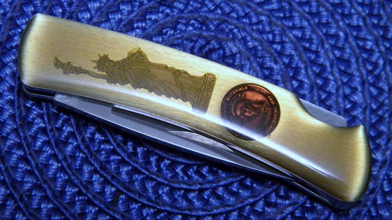 Buck 826 USA Statue of Liberty Lockback Knife c.1986 - NIB
