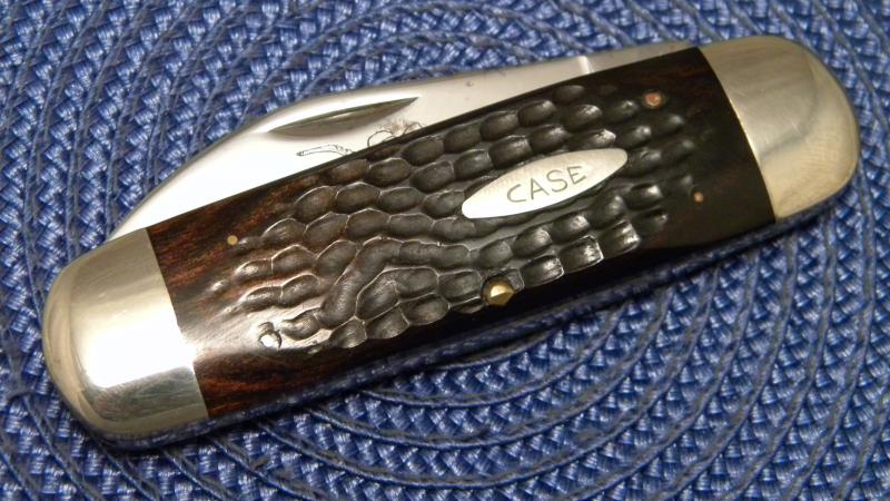 Case XX USA 6 Dot (1974) Laminated Wood 6250 Etched Elephant Toe Knife