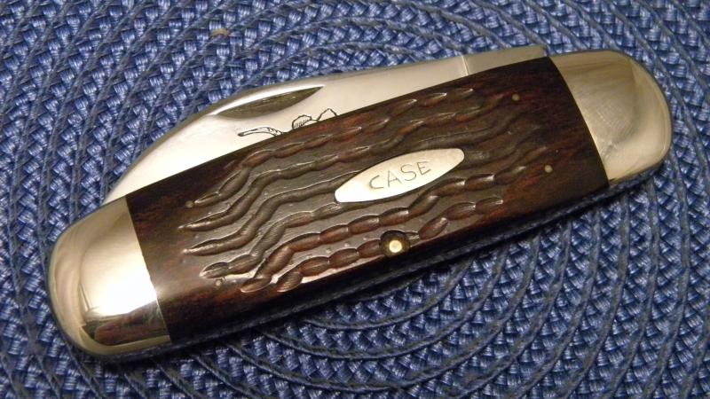 Case XX USA 4 Dot (1976) Laminated Wood 6250 Etched Elephant Toe Knife