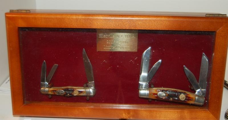 Canal Street 1st Anniversary Set Congress & Whittler Knives/Wood Case