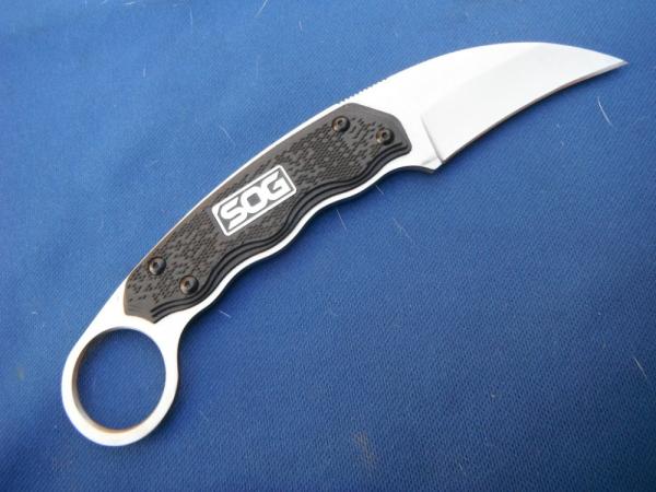 SOG GAMBIT TACTICAL FULL TANG FIXED BLADE KARAMBIT KNIFE WITH HARD SHEATH
