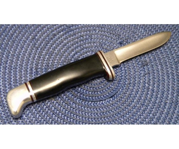 Buck 116 USA Black Caper Fixed Blade Hunting Sheath Knife Pre 1986