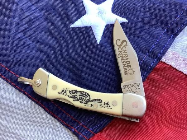 Schrade Scrimshaw Tiny Folder (511 SC) w/ Chipmonk Scene +artist ...