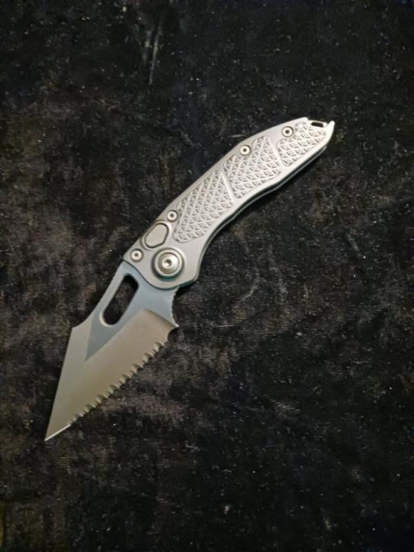 STITCH SHADOW FULL SERRATED AUTO