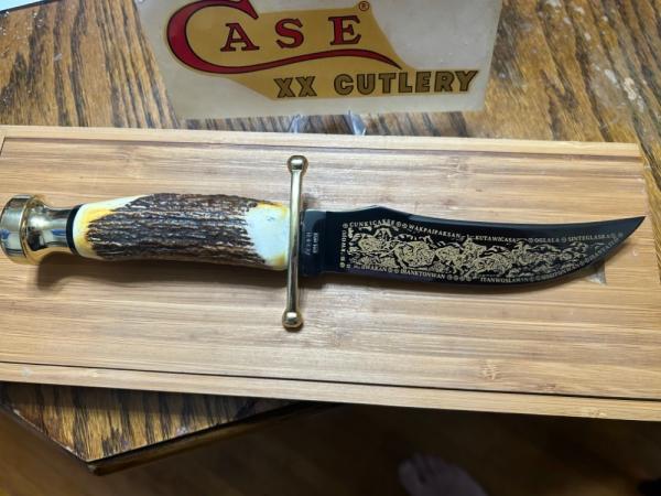 Case XX Chief Crazy Horse commemorative Bowie Mint