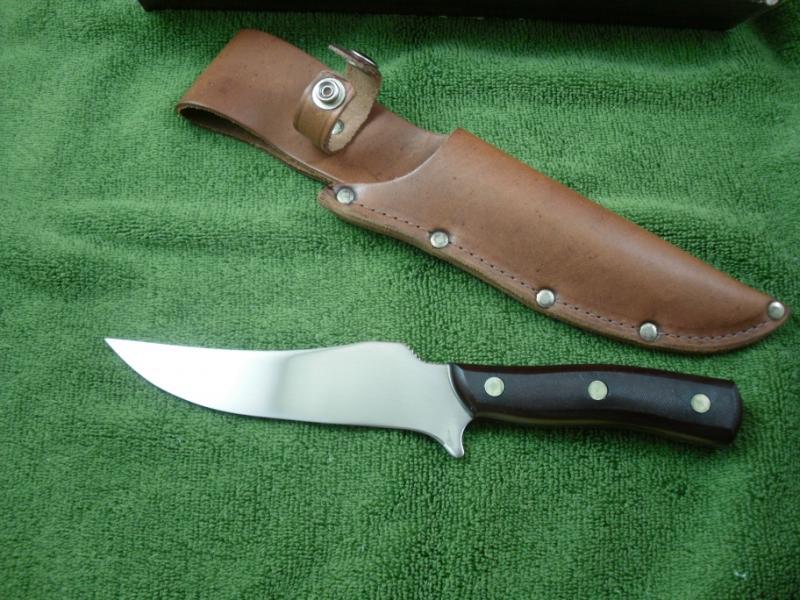SCHRADE USA 15ot 15OT Deerslayer 10 1/2"; blade 6"; fixed blade w/ sheath