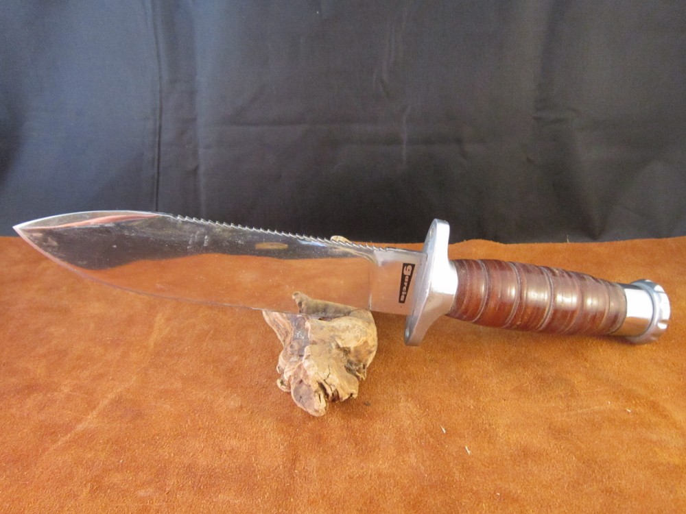 1970's Garcia Survival Knife NOS - includes Survival kit and handbook NOS