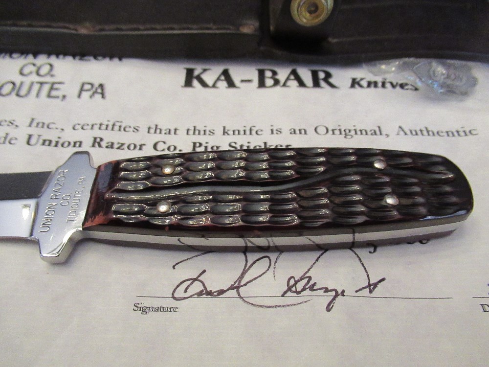 KA-Bar Union Razor Co. Worm Grooved Jigged Bone Pig -Sticker