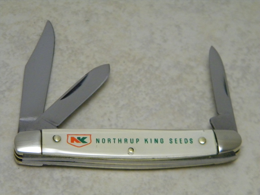 Kutmaster Utica N.Y. USA Northrup King Seeds Stockman Knife