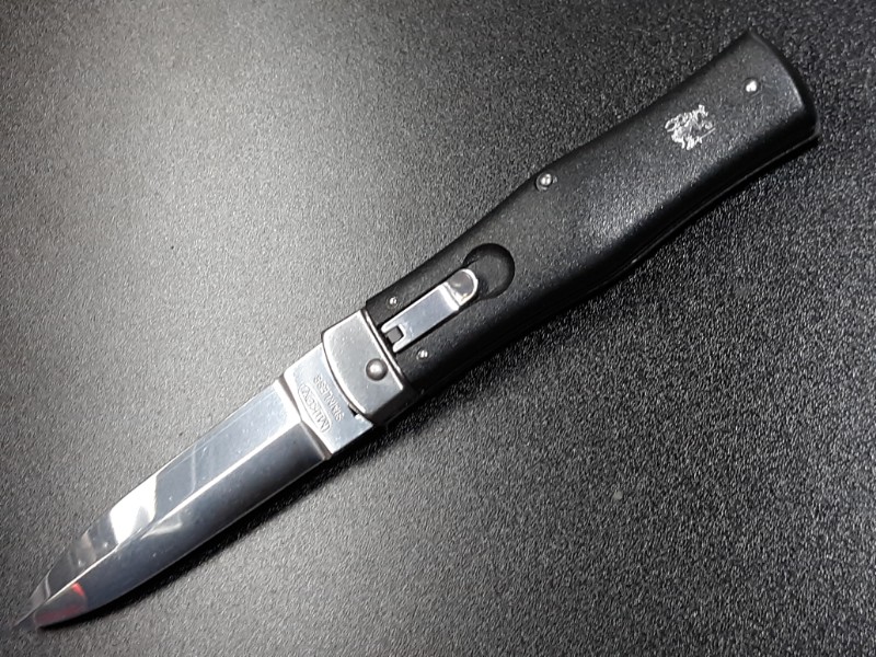 Black Mikov Predator. Dagger Blade