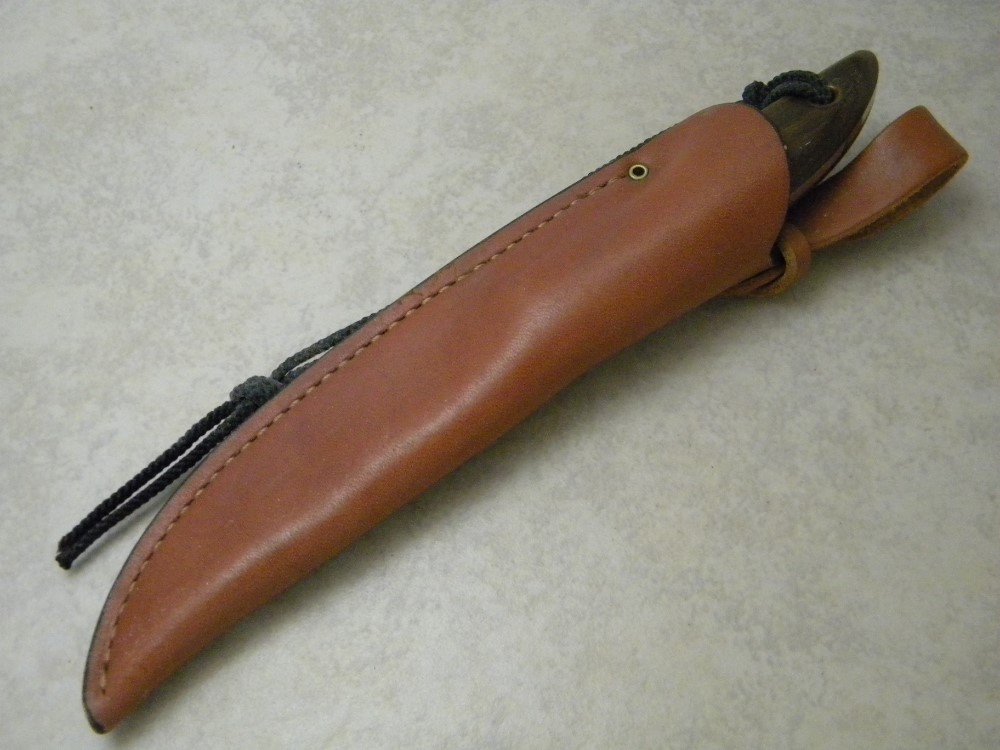 D.H. Russell #1 Stainless Made in Canada Wood Fixed Blade Grohmann Belt ...