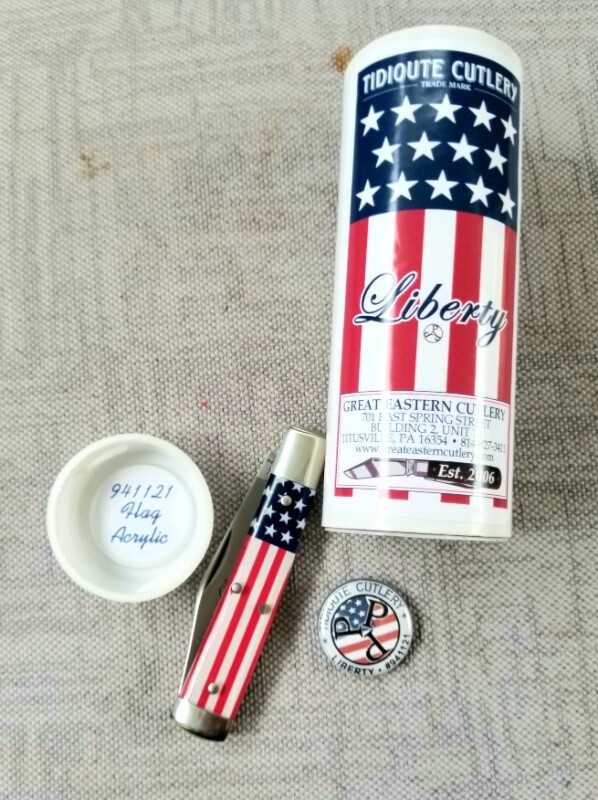 Great Eastern 941121 Liberty Flag Acrylic..1095..3.25" closed..new in tube