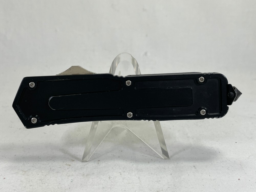 Black Spring Loaded Spear Point OTF Automatic NEAR MINT