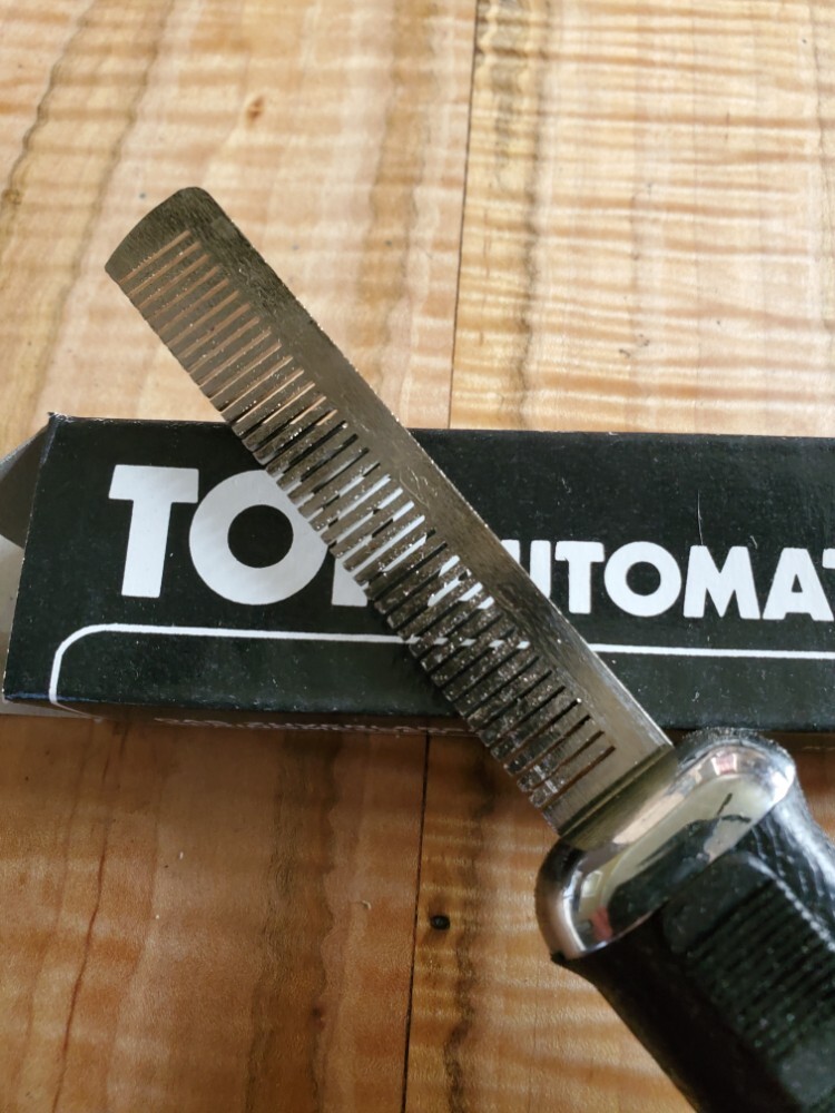 Vintage Top Automatic OTF Comb New in Box