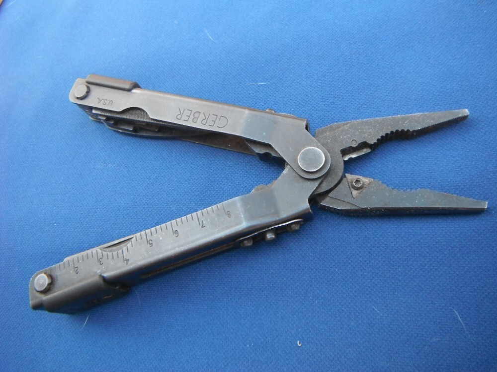 Black Military Gerber USA Multi Tool with Knife, needle nose Pliers ...