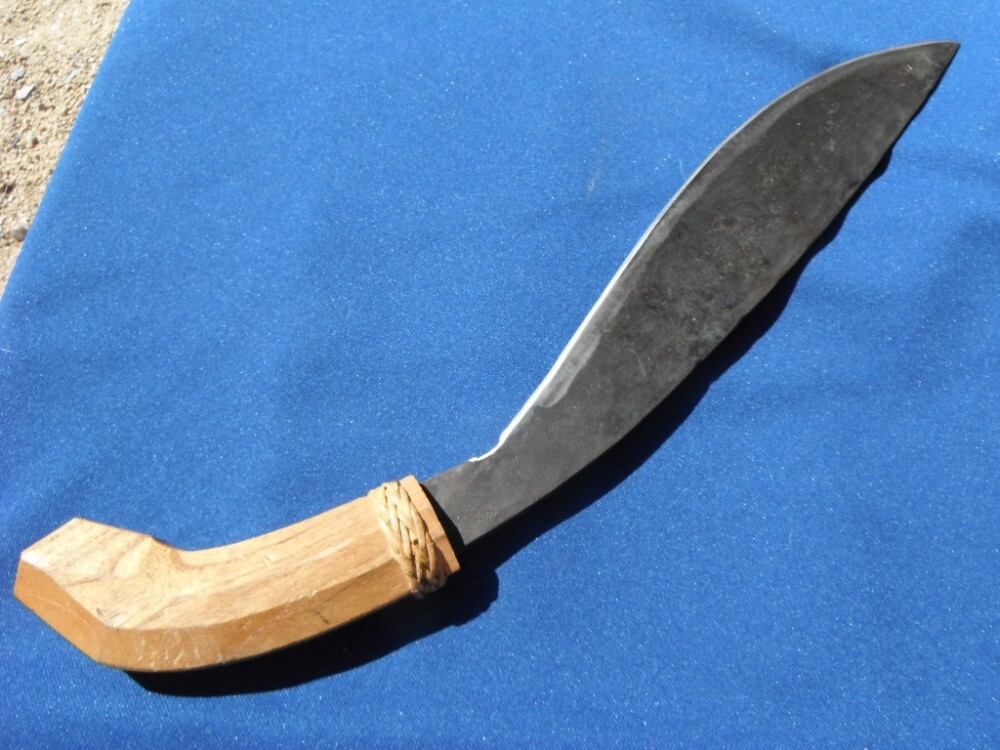 Hand forged Bolo knife /sword from the Philippines. The blade is SHARP!