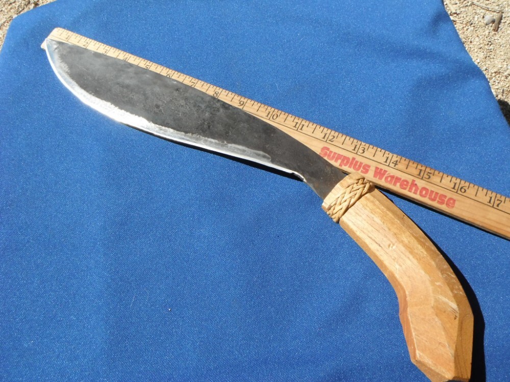 Hand forged Bolo knife /sword from the Philippines. The blade is SHARP!