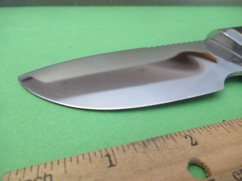 Gerber Finger Groove Fixed Blade Model # 400