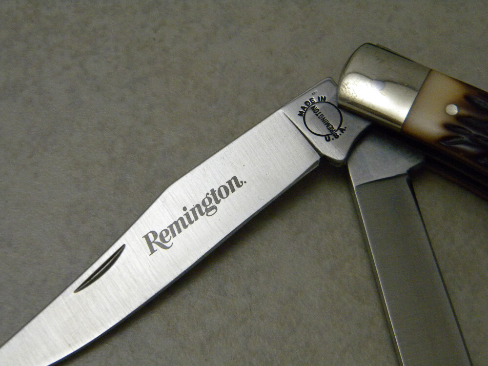 Remington UMC USA R12 Stagalon Trapper Knife in Box