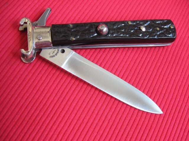 Vintage Italian Maserin & De Nardo Fulcrum Shell Puller Switchblade Knife