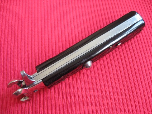 Vintage Italian Maserin & De Nardo Fulcrum Shell Puller Switchblade Knife
