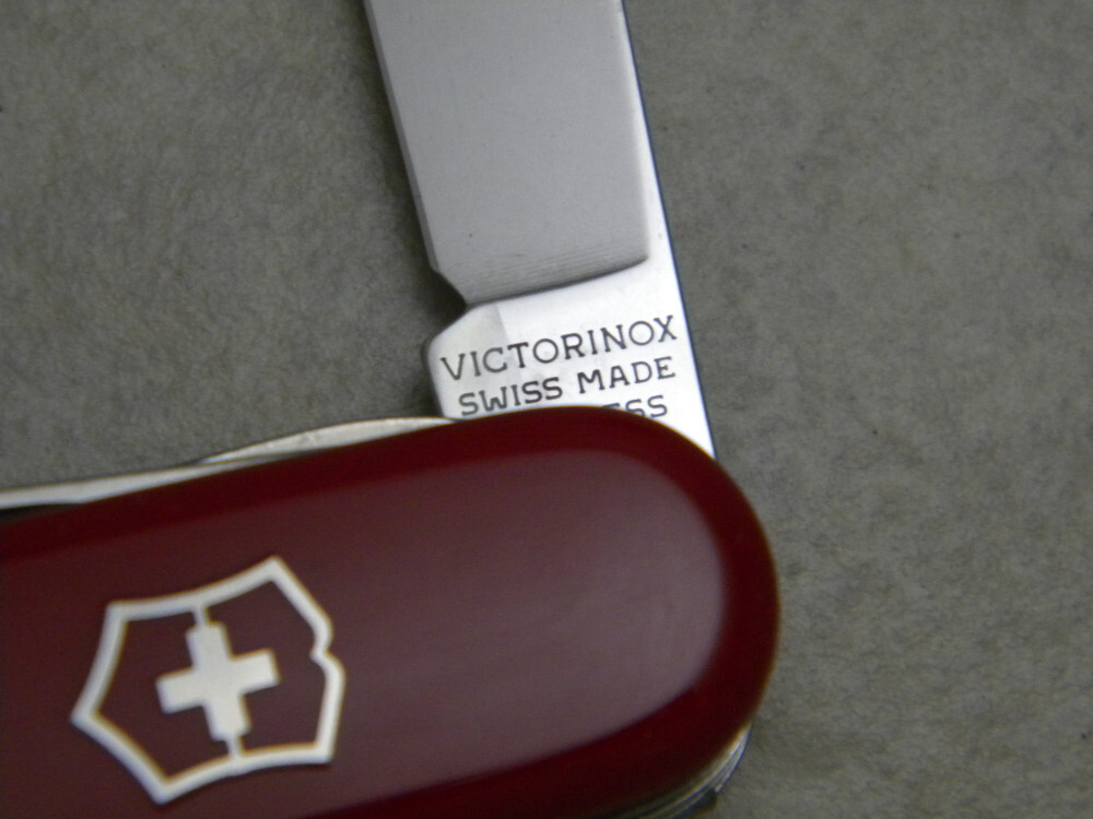 Victorinox Switzerland Swiss Made Officer Suisse Multi Tool Swiss Army ...