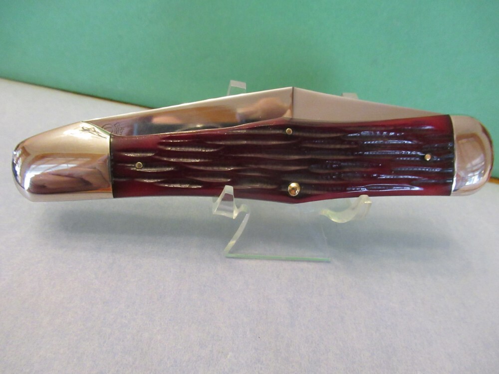 Schatt & Morgan 1992 Crimson Red Bone Large Coke Bottle Pattern #041983
