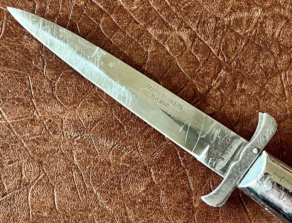 Rare Rizzuto Estileto Milano, White Handle, Wasp Body, Square Button ...