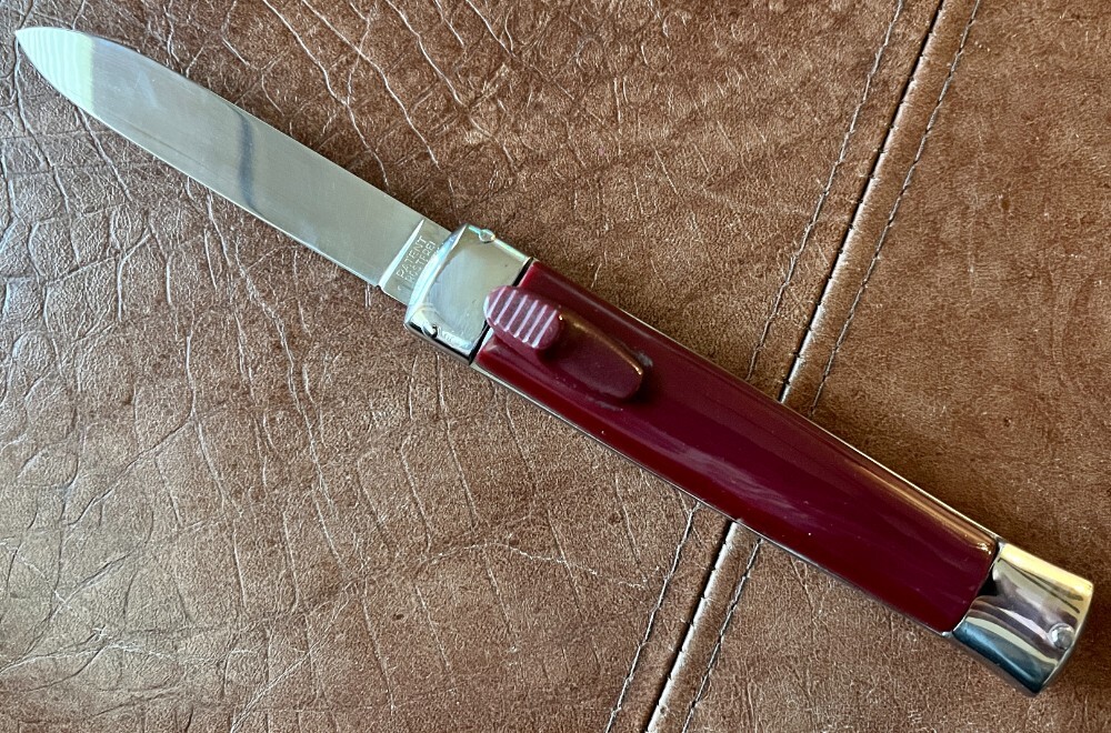 Rare Vintage Out The Front (OTF) Switchblade, Made In Italy, Unused